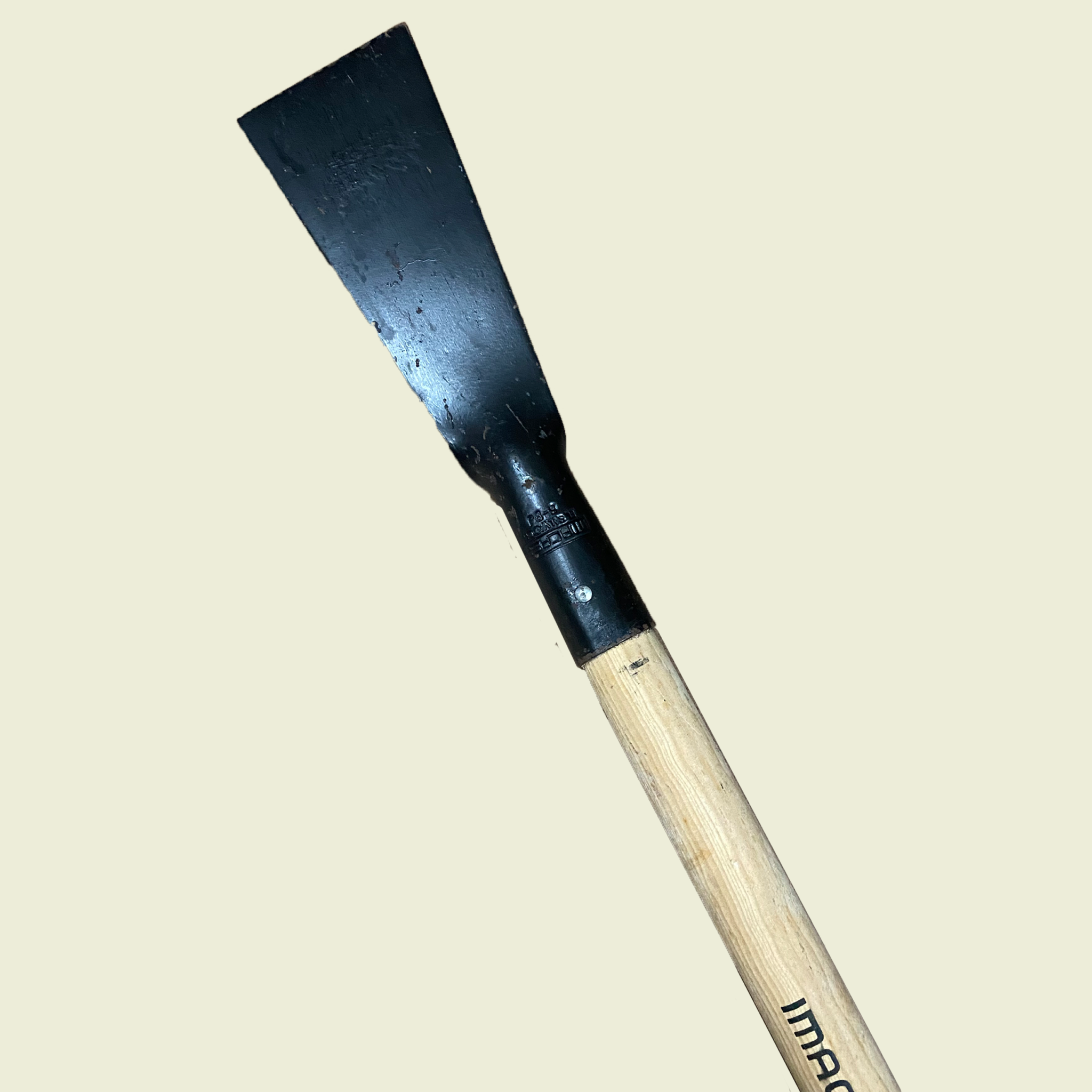 Imacasa Luchet With Long 52″ Wooden Handle • Samaroo's Materials ...