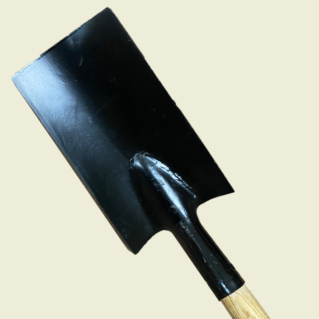 5″ x 10″ Spade With Long Wooden 52″ Handle • Samaroo's Materials ...