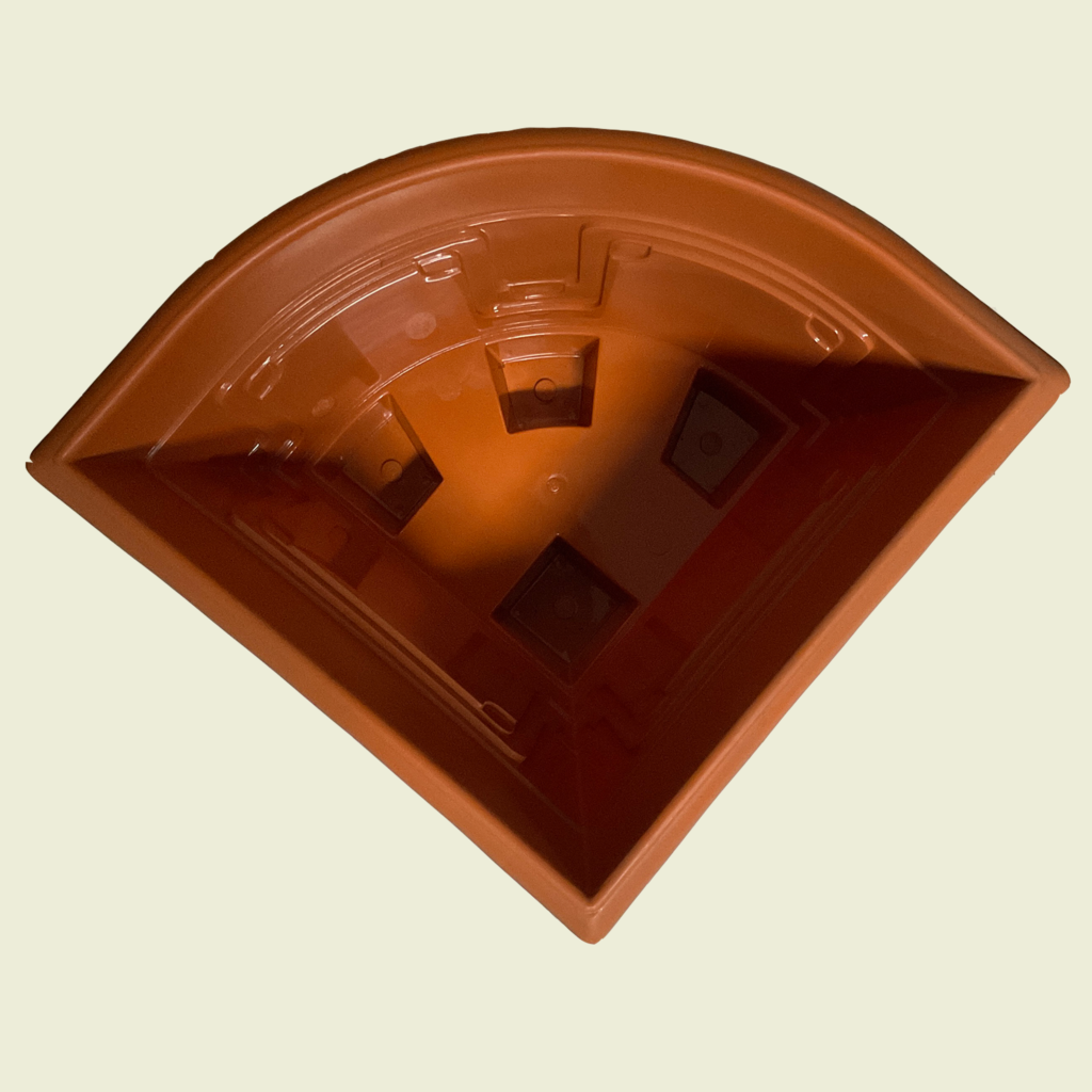 13″ Family Corner Plastic Plant Pot • Samaroo's Materials & General LTD